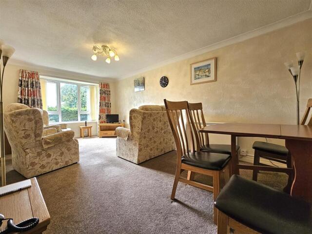For Sale 2 Bedroom Shared Living/roommate Birmingham West Midlands DLS101025981