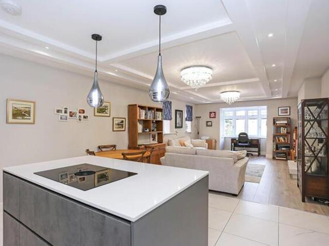 For Sale 2 Bedroom Shared Living/roommate Birmingham West Midlands DS101678376