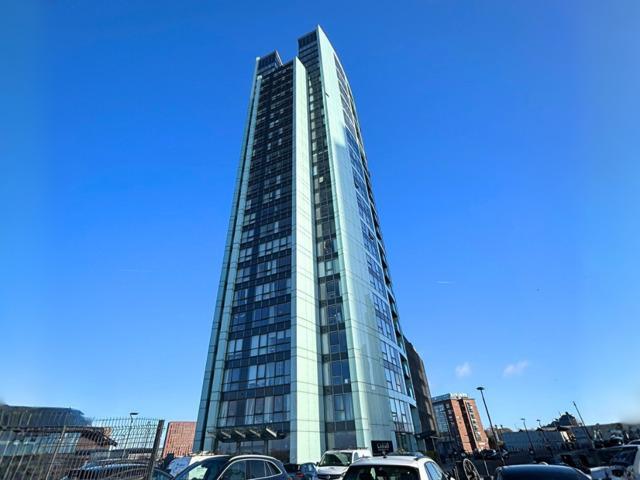 For Sale 2 Bedroom Shared Living/roommate Birkenhead Liverpool DS99523732