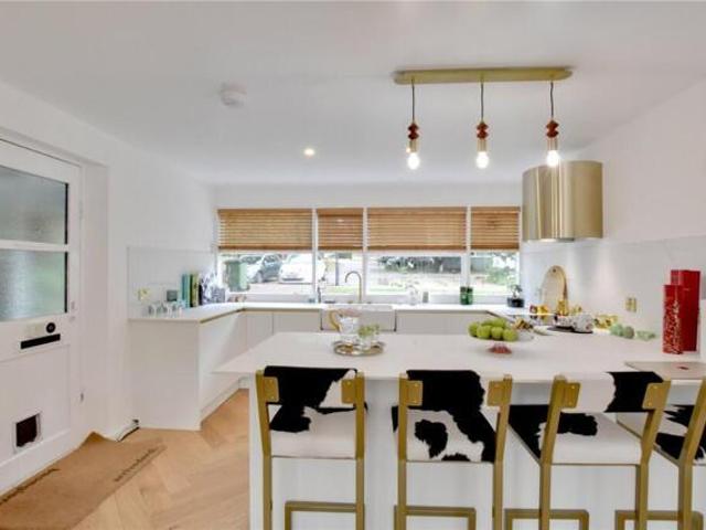 For Sale 2 Bedroom Shared Living/roommate Blackheath Greater London DS98233316