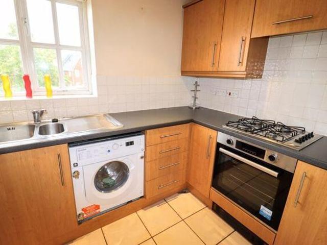 For Sale 2 Bedroom Shared Living/roommate Bletchley Buckinghamshire DLS99204236