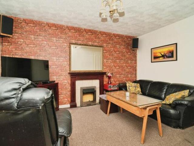 For Sale 2 Bedroom Shared Living/roommate Bolton Bolton DLS100132471