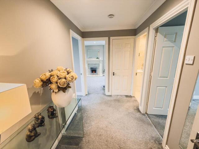 For Sale 2 Bedroom Shared Living/roommate Boston Spa Leeds DLS99895174