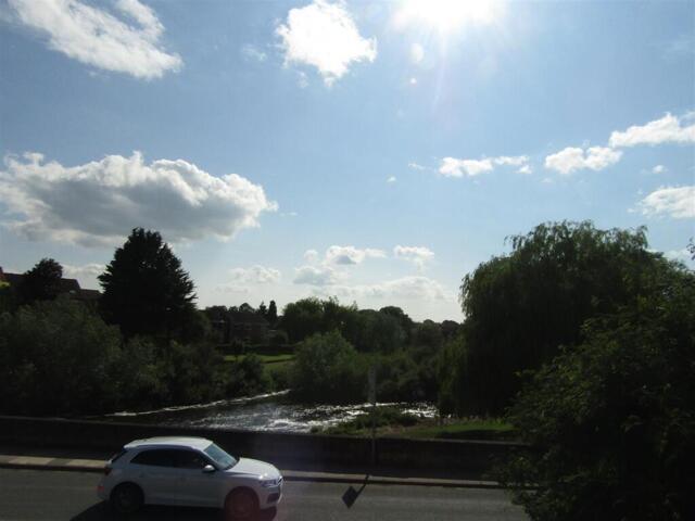 For Sale 2 Bedroom Shared Living/roommate Boroughbridge North Yorkshire DS98834241