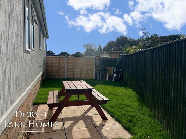 For Sale 2 Bedroom Shared Living/roommate Bournemouth Dorset DS100615148