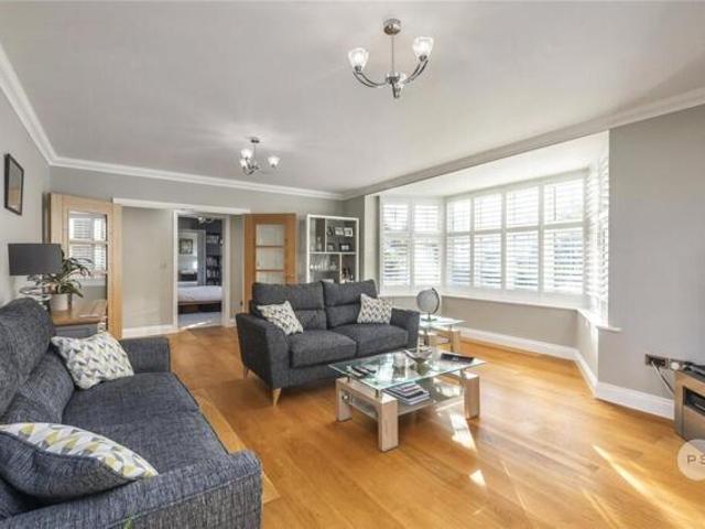 For Sale 2 Bedroom Shared Living/roommate Bournemouth Dorset DS99290227