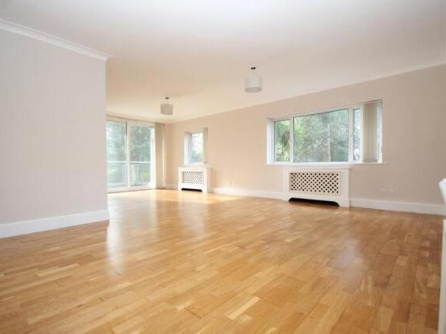 For Sale 2 Bedroom Shared Living/roommate Bournemouth Poole DS100158527