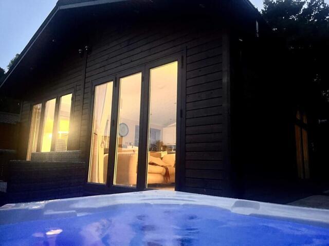 For Sale 2 Bedroom Shared Living/roommate Bovey Tracey Devon DLS98477635