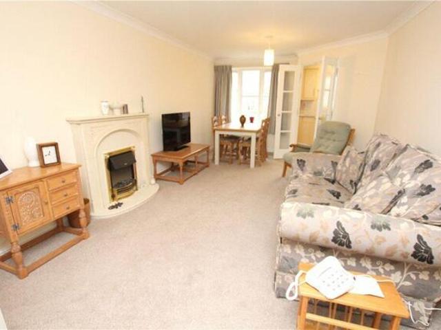 For Sale 2 Bedroom Shared Living/roommate Brackley Northamptonshire DS100023922