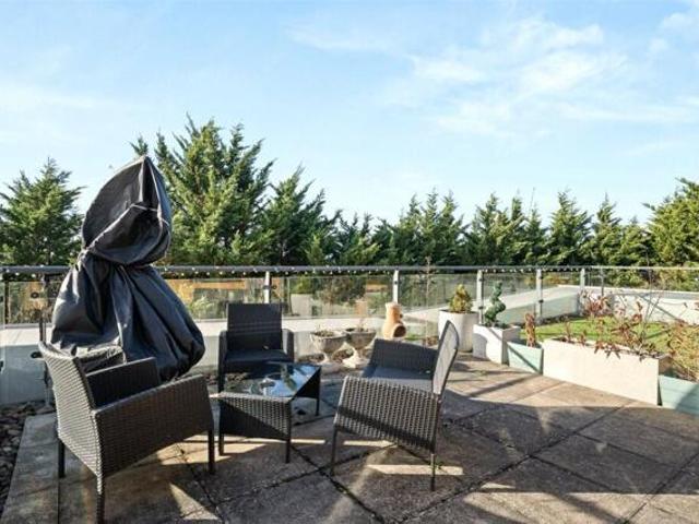 For Sale 2 Bedroom Shared Living/roommate Bracknell Bracknell Forest DLS99130196