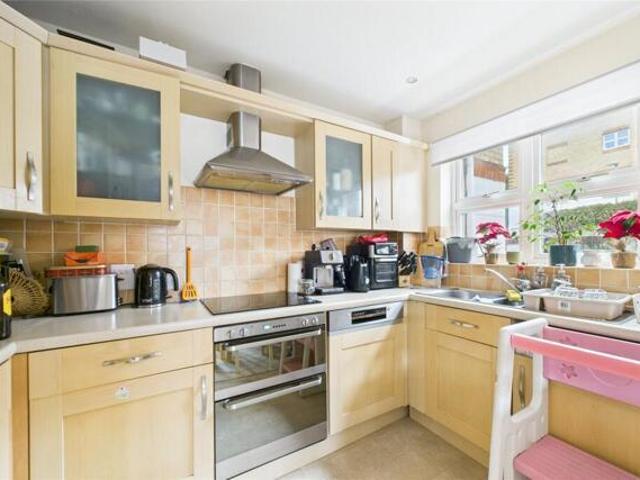 For Sale 2 Bedroom Shared Living/roommate Bracknell Bracknell Forest DS99237275