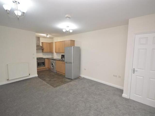 For Sale 2 Bedroom Shared Living/roommate Braintree Essex DS100541258