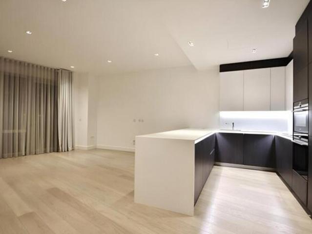 For Sale 2 Bedroom Shared Living/roommate Brentford Greater London DLS100503037