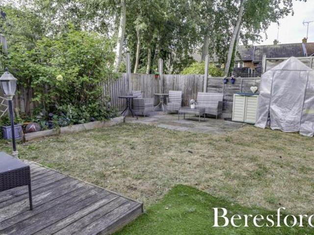 For Sale 2 Bedroom Shared Living/roommate Brentwood Essex DLS100097046