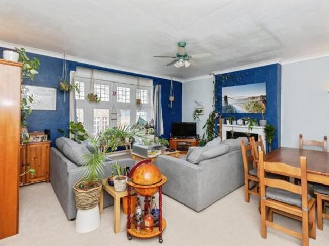 For Sale 2 Bedroom Shared Living/roommate Bristol City Of Bristol DLS99092342