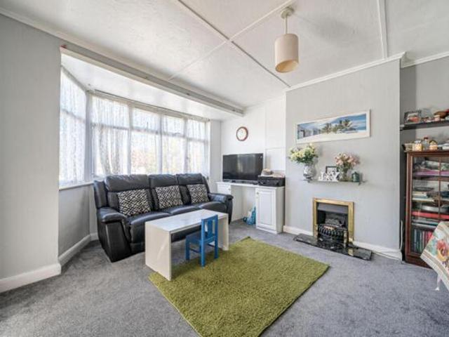 For Sale 2 Bedroom Shared Living/roommate Bromley Greater London DLS98930087