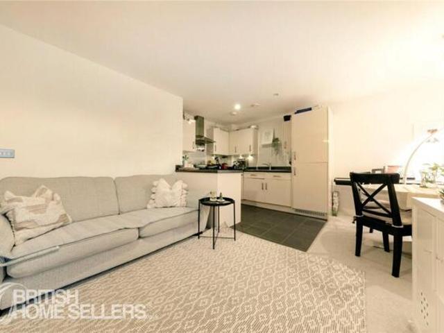 For Sale 2 Bedroom Shared Living/roommate Bromley Greater London DLS99237358