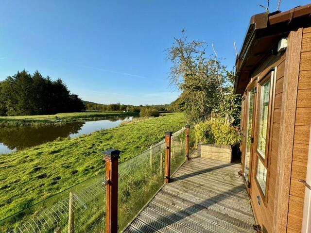 For Sale 2 Bedroom Shared Living/roommate Cumbria Cumbria DLS101777799