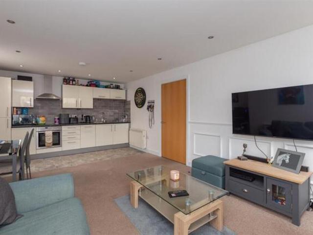 For Sale 2 Bedroom Shared Living/roommate Cumbria Cumbria DS98969254