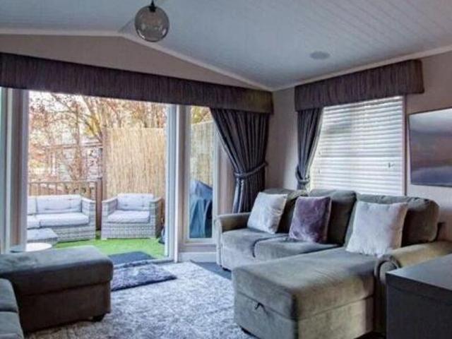 For Sale 2 Bedroom Shared Living/roommate Cumbria Cumbria DS99029617