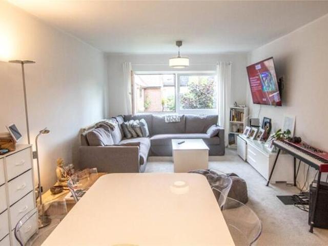 For Sale 2 Bedroom Shared Living/roommate Cambridge Cambridgeshire DLS98766046