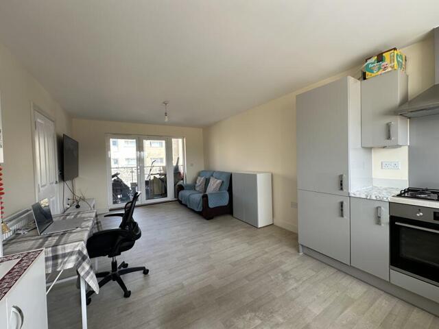 For Sale 2 Bedroom Shared Living/roommate Cambridge Cambridgeshire DS99736070