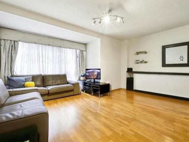 For Sale 2 Bedroom Shared Living/roommate Camden Greater London DS101278292