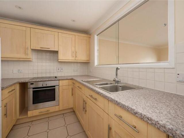For Sale 2 Bedroom Shared Living/roommate Canterbury Kent DS98834882