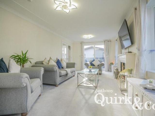 For Sale 2 Bedroom Shared Living/roommate Canvey Island Essex DLS100917768