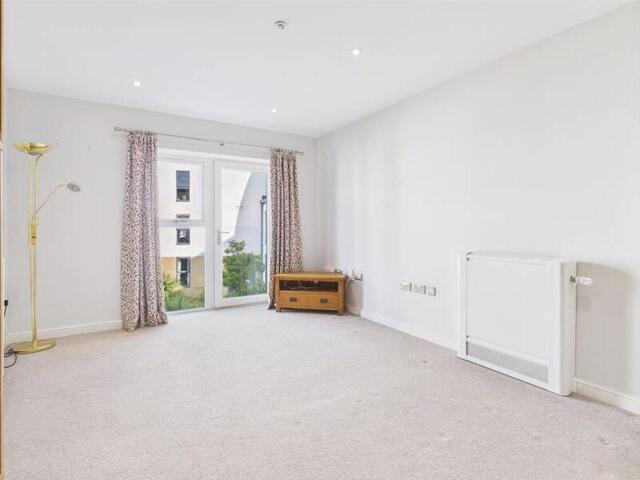 For Sale 2 Bedroom Shared Living/roommate Chatham Medway DLS99523939