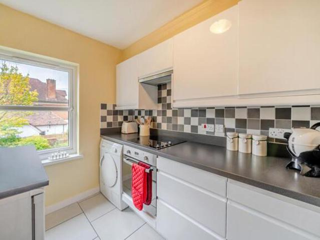 For Sale 2 Bedroom Shared Living/roommate Cheltenham Gloucestershire DS101955518