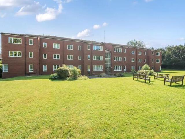For Sale 2 Bedroom Shared Living/roommate Cheltenham Gloucestershire DS99345074