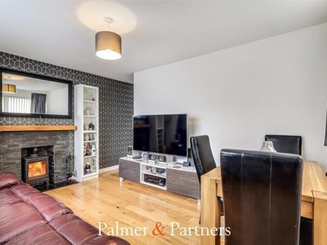 For Sale 2 Bedroom Shared Living/roommate Chelmsford Essex DLS101675672