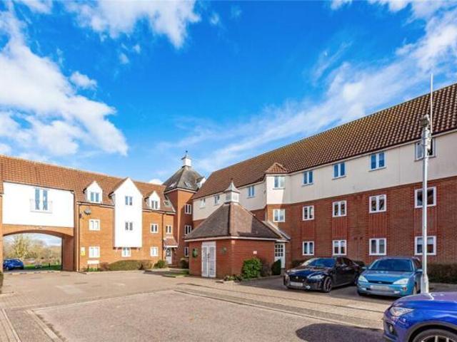 For Sale 2 Bedroom Shared Living/roommate Chelmsford Essex DLS101678889