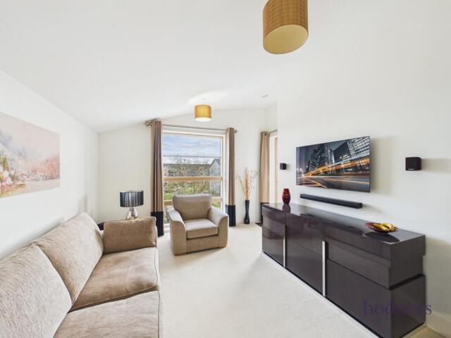 For Sale 2 Bedroom Shared Living/roommate Chertsey Surrey DLS100578884