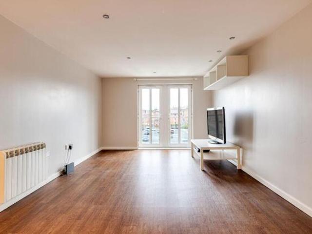 For Sale 2 Bedroom Shared Living/roommate Chester Cheshire West And Chester DS101892038