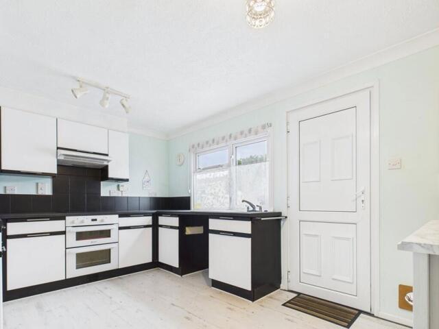 For Sale 2 Bedroom Shared Living/roommate Chesterfield Derbyshire DS99029570