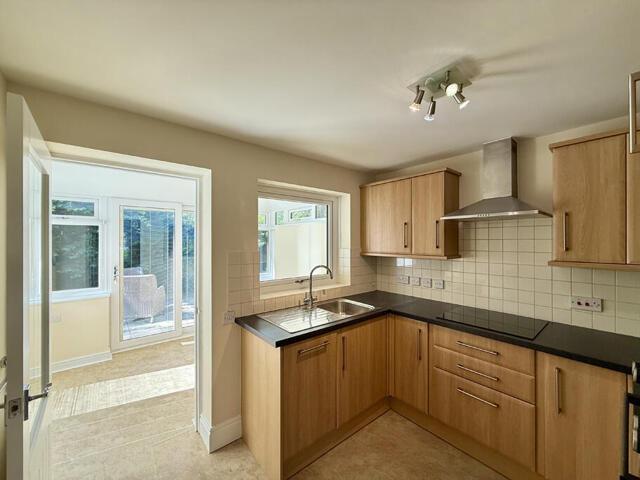 For Sale 2 Bedroom Shared Living/roommate Cheshire East Cheshire East DS100158553