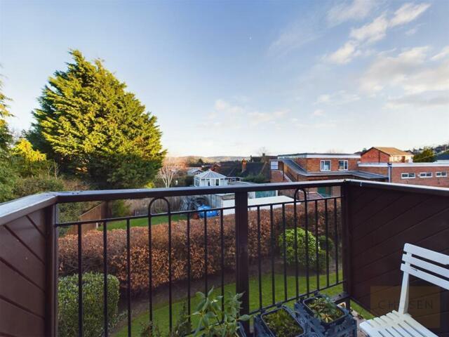 For Sale 2 Bedroom Shared Living/roommate Churchdown Churchdown DS99895455