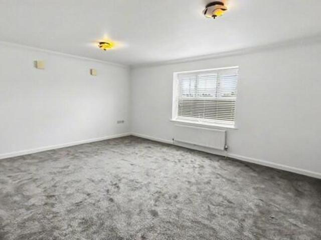 For Sale 2 Bedroom Shared Living/roommate Colchester Essex DS100191818
