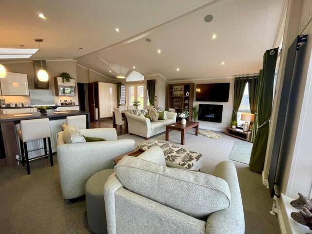For Sale 2 Bedroom Shared Living/roommate Cornwell Cornwall DLS99808834