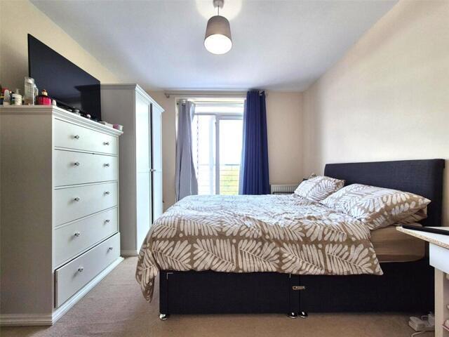 For Sale 2 Bedroom Shared Living/roommate Coventry Coventry DLS99926130