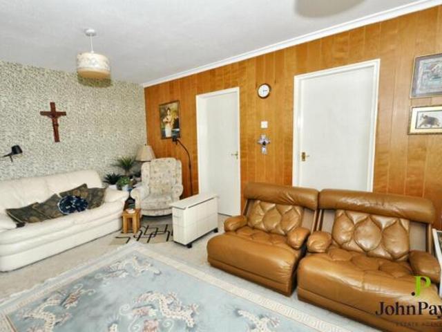For Sale 2 Bedroom Shared Living/roommate Coventry Coventry DS100426693