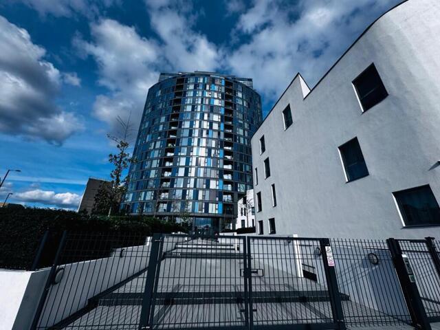 For Sale 2 Bedroom Shared Living/roommate Croydon Greater London DS100158651