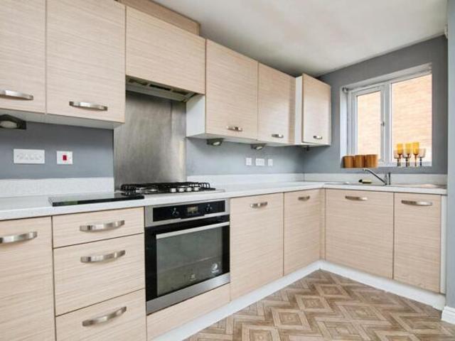 For Sale 2 Bedroom Shared Living/roommate Dudley Dudley DLS100825061