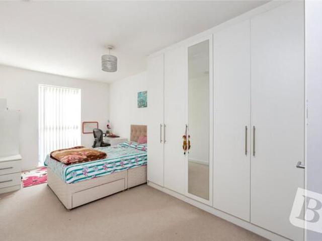 For Sale 2 Bedroom Shared Living/roommate Dagenham Greater London DS101743262