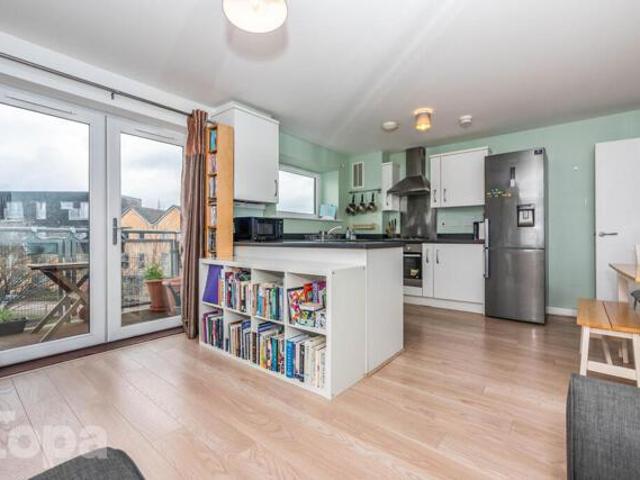 For Sale 2 Bedroom Shared Living/roommate Dartford Kent DLS98687735