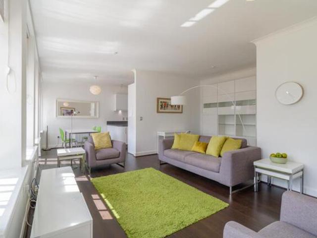For Sale 2 Bedroom Shared Living/roommate De Havilland Drive De Havilland Drive DS101025265