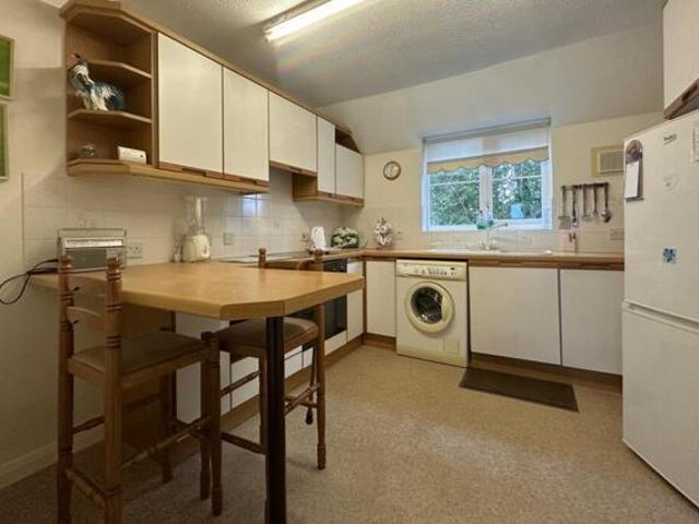 For Sale 2 Bedroom Shared Living/roommate Deal Kent DS98718548