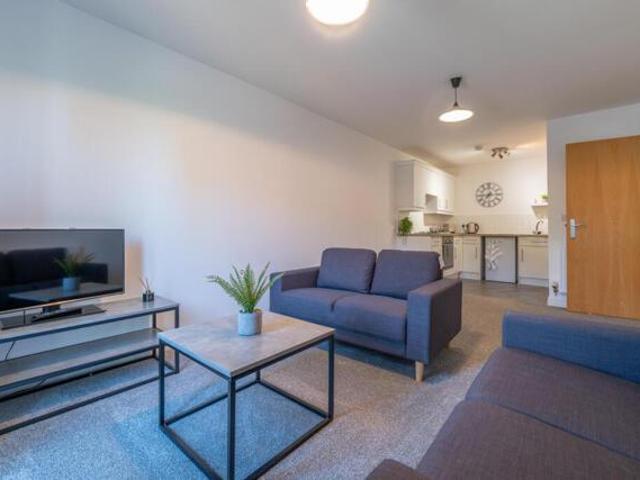 For Sale 2 Bedroom Shared Living/roommate Derby Derbyshire DLS101025322